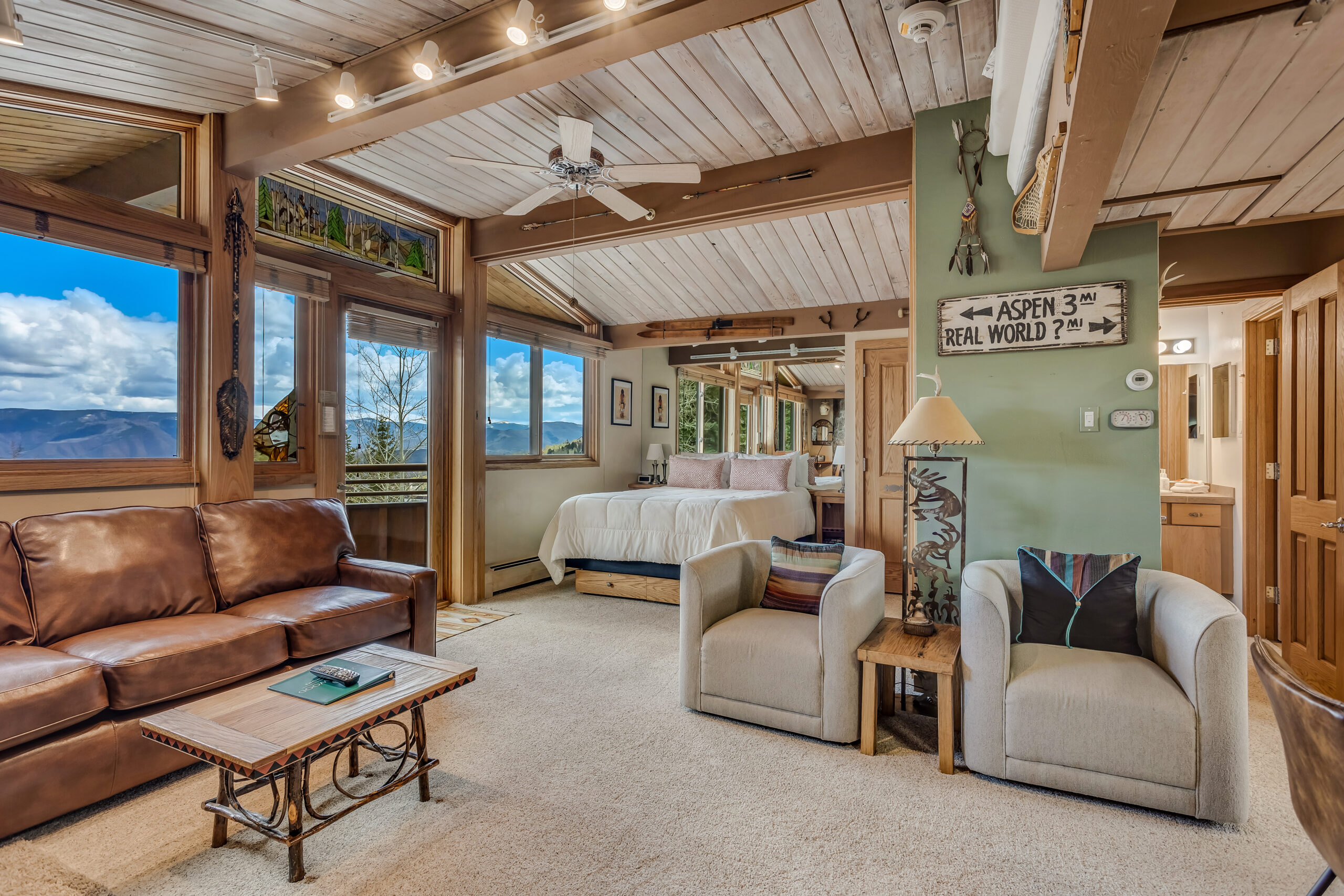 Laurelwood & Interlude Condominiums | Slopeside Condos in Snowmass