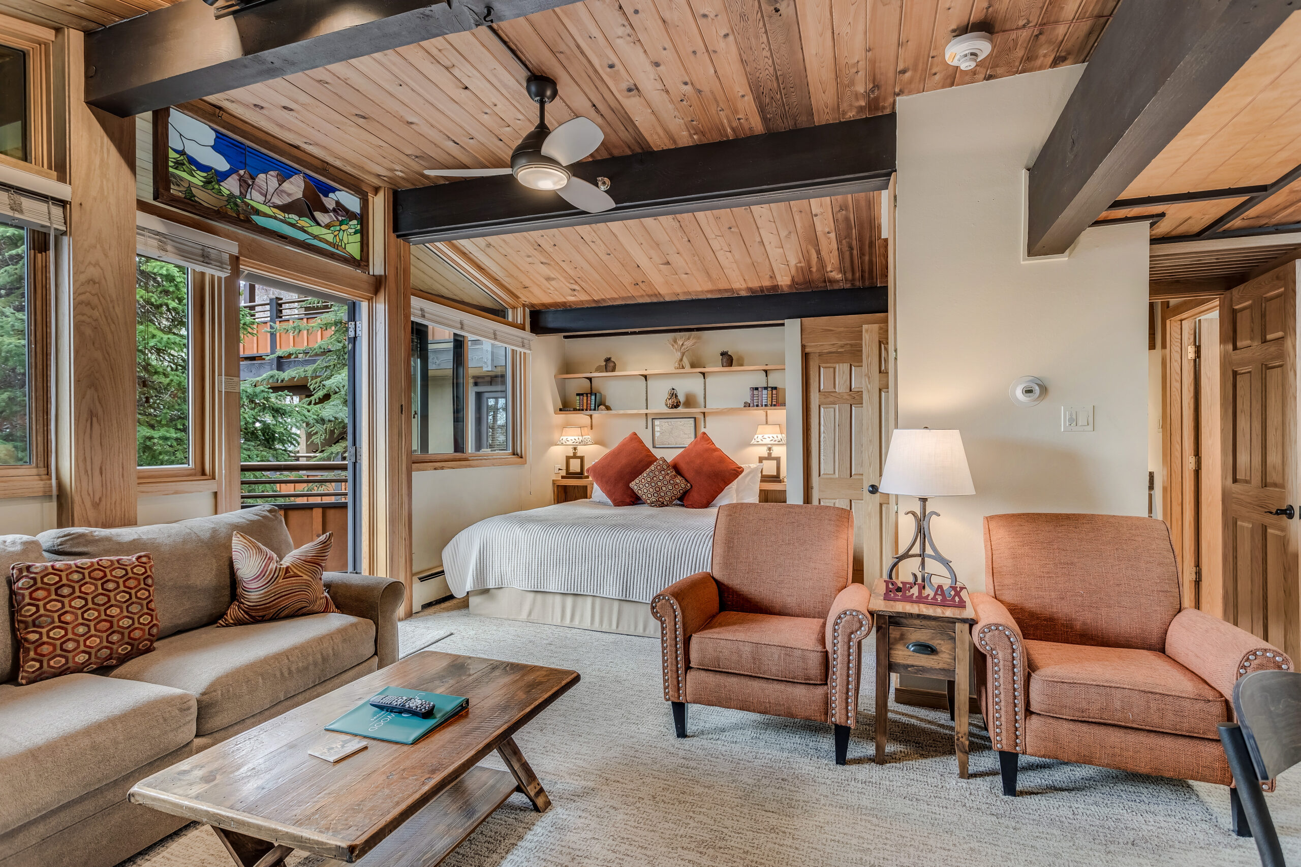 Laurelwood & Interlude Condominiums | Slopeside Condos in Snowmass